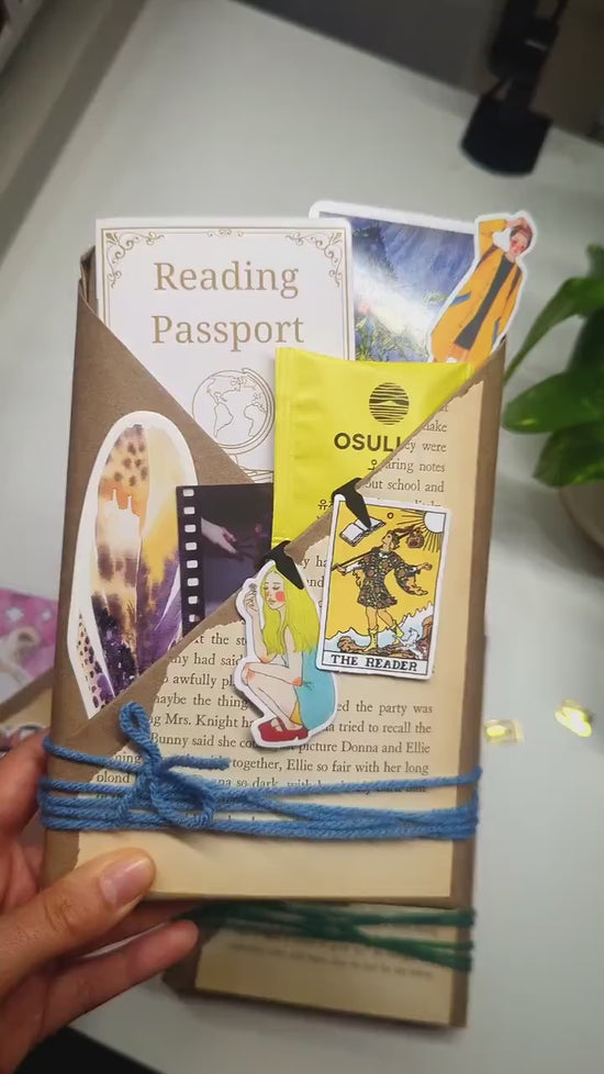 The Cloaked Fox - Vintage Paper Craft Supplies